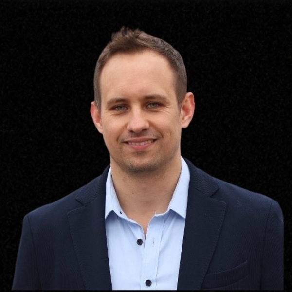 Richard Coward - China Mentor on MentorCruise