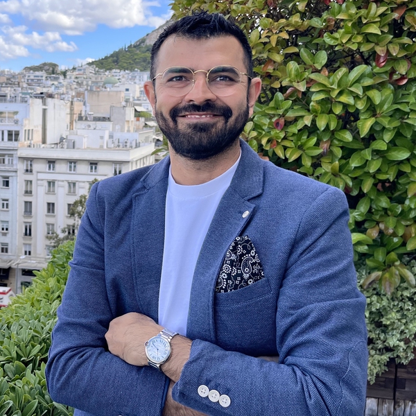 Dipesh Savani - Design Leadership Mentor on MentorCruise